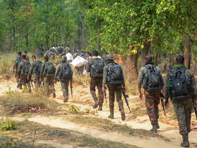 Big Operation : 12 नक्सली ढेर, CRPF और कोबरा का बड़ा ऑपरेशन